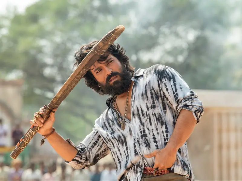 Peddi box office: How much did Ram Charan-Janhvi Kapoor's sports drama ...