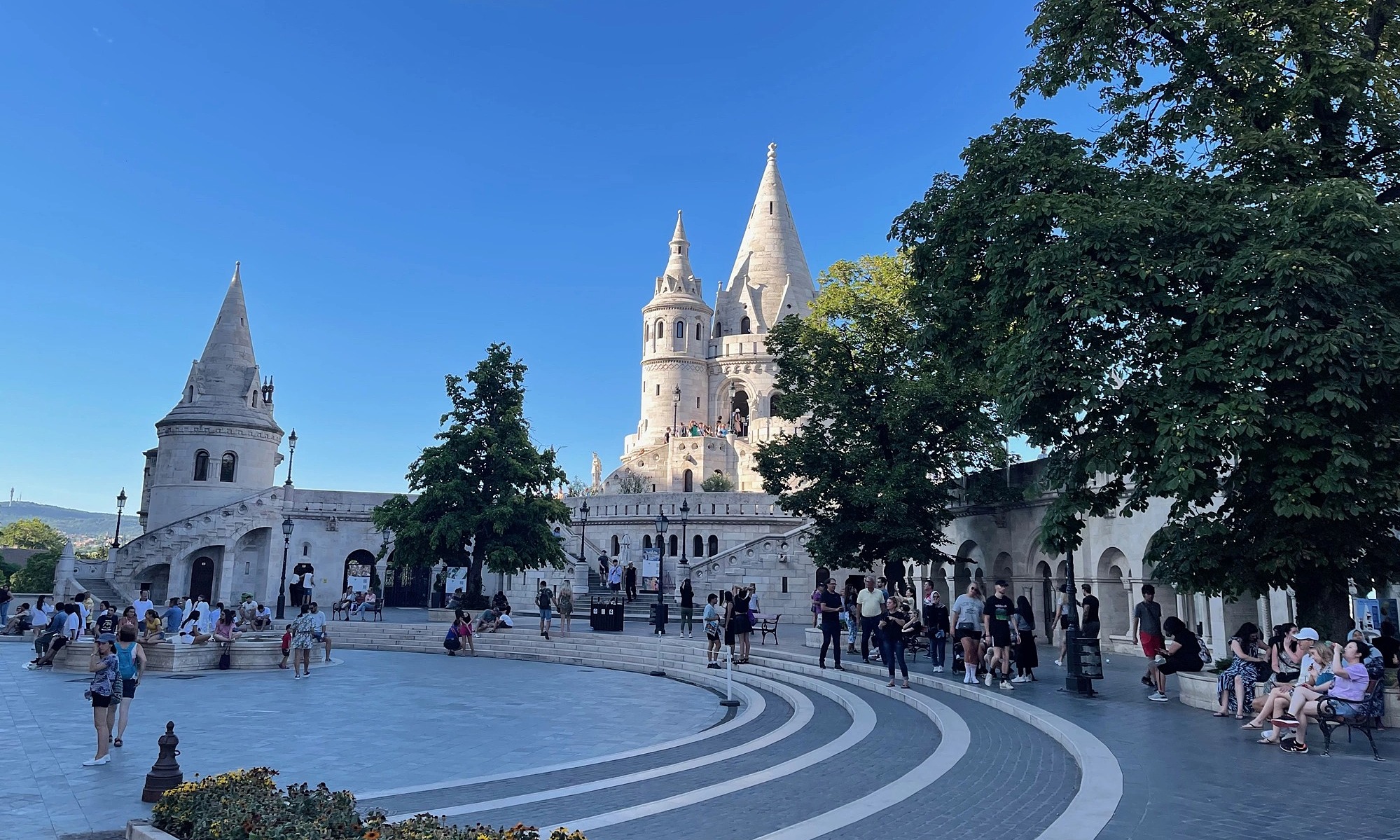Hungary stops issuing worker visas to people from three countries ...