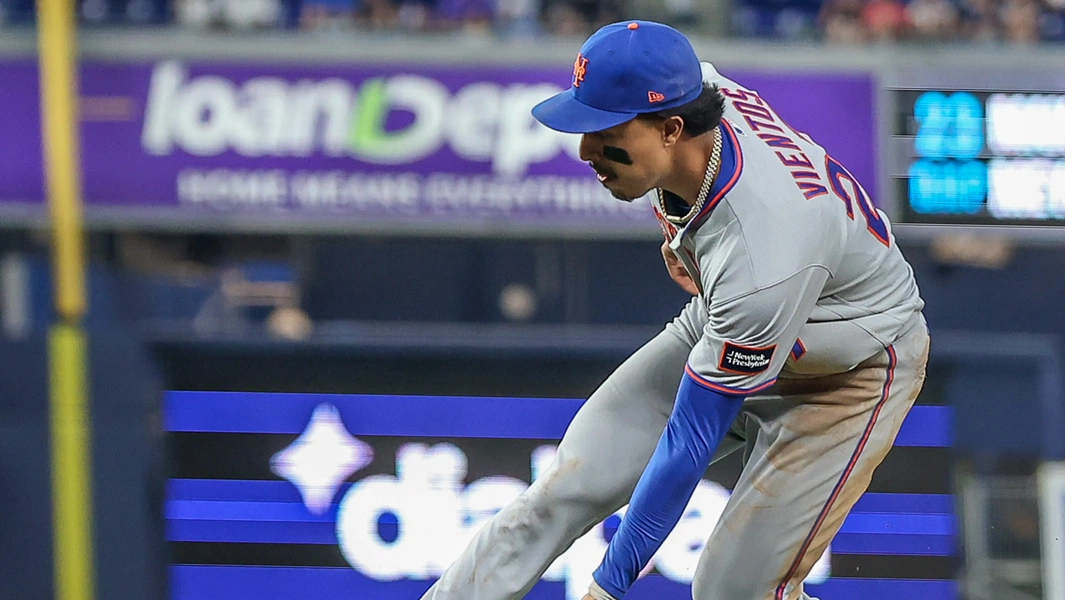 Mets weigh Vientos trade as injuries near resolution