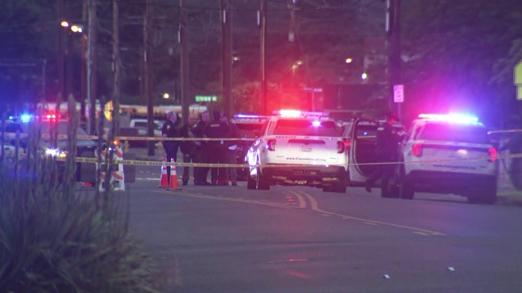 Officer shoots man during domestic violence call, Puyallup police say