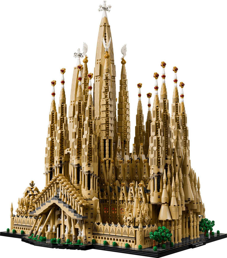 LEGO unveils its biggest set ever with 12K pieces for $800