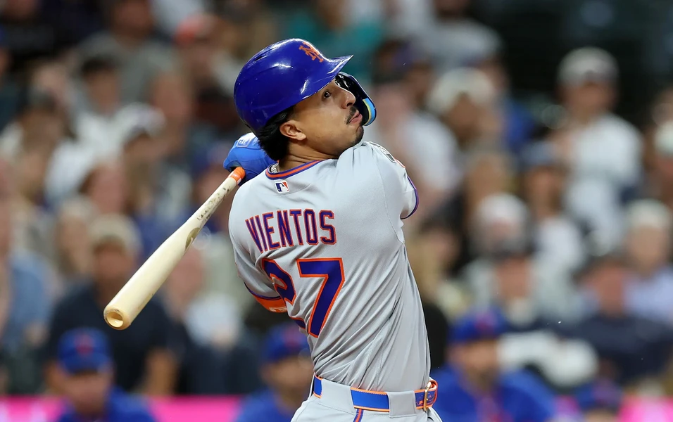 Mets weigh Vientos trade as injuries near resolution
