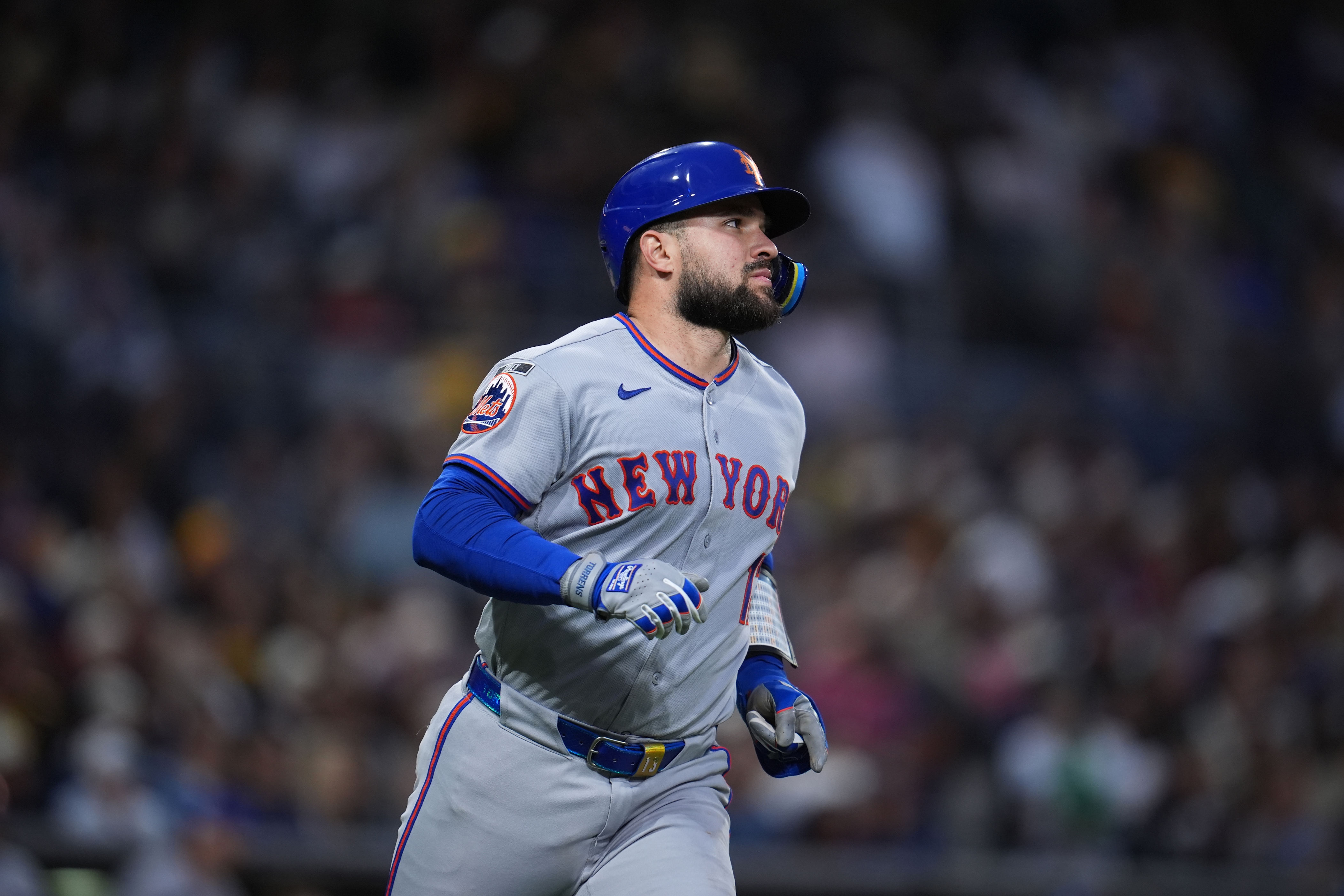 Sharp vuelve a brillar, Young y Torrens pegan jonrones y Mets vencen 5 ...