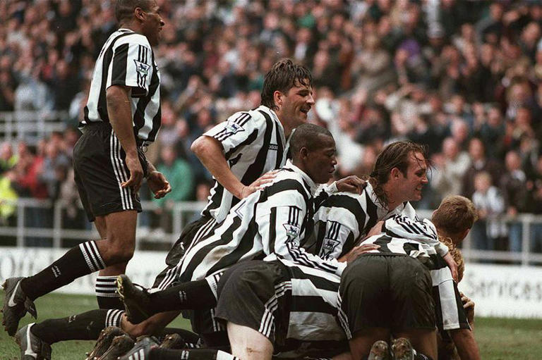 Steve Howey reveals secret of Newcastle United Entertainers team 30 ...
