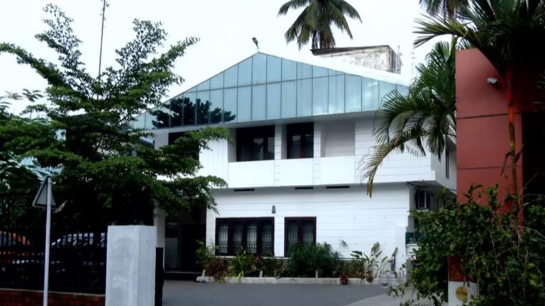 ED officials attack: Police collect evidence at Pinarayi Vijayan's house