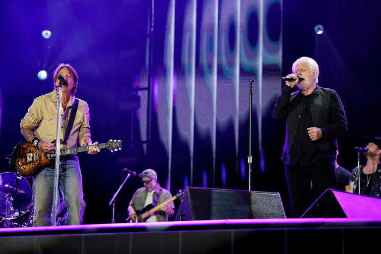 Michael McDonald, Waka Flocka at CMA Fest? Here are day 2 top moments