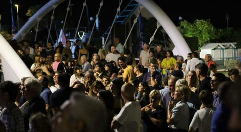 «Musica troppo alta, non si riposa». A Fano è già partita la guerra dei ...