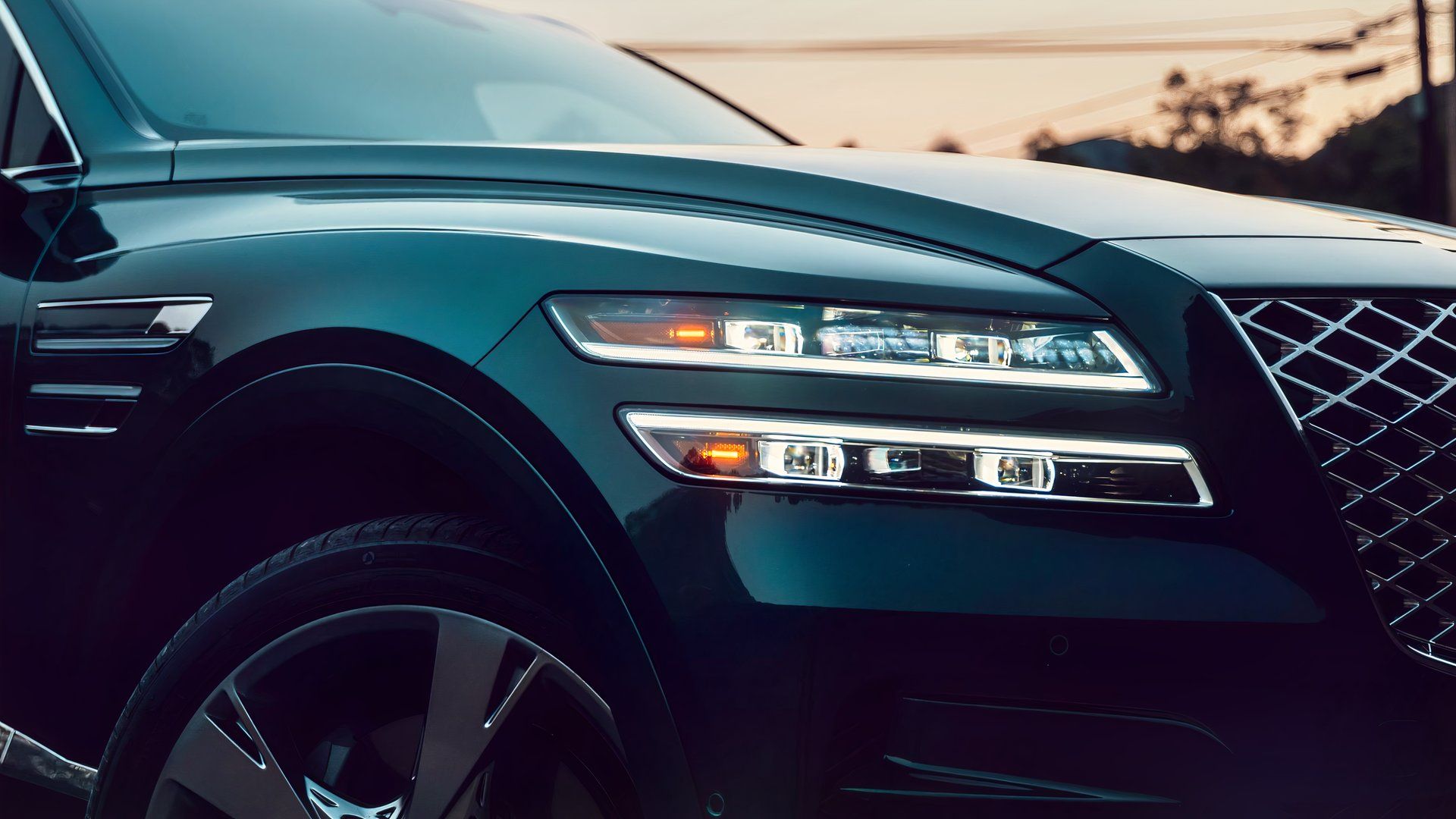 5 luxury SUVs that depreciate like falling rocks but run like tanks