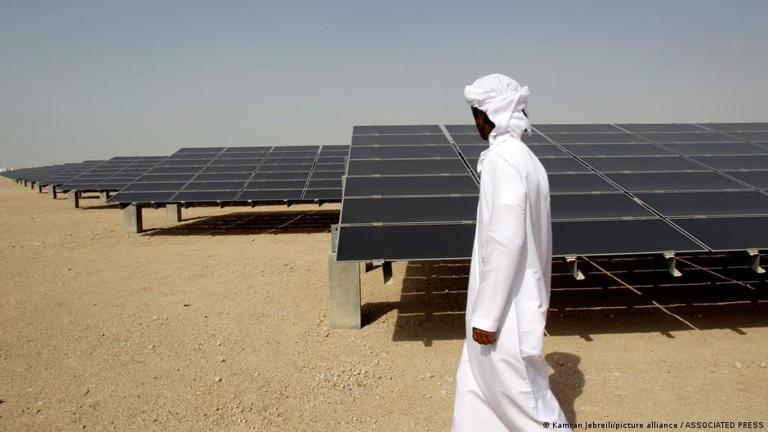 As hot summer blackouts loom, Iraq looks to solar power