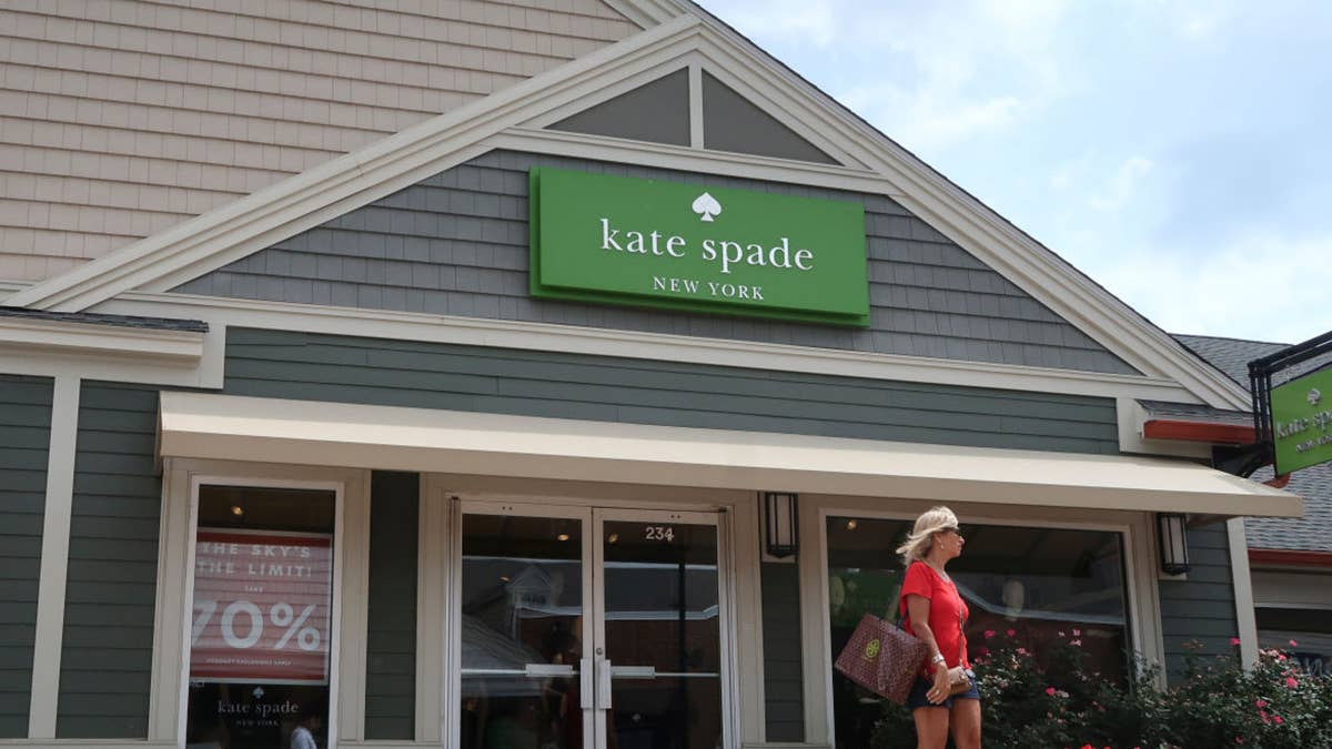 Kate Spade Outlet’s $89 shoulder bag is a fabulous size for going out ...