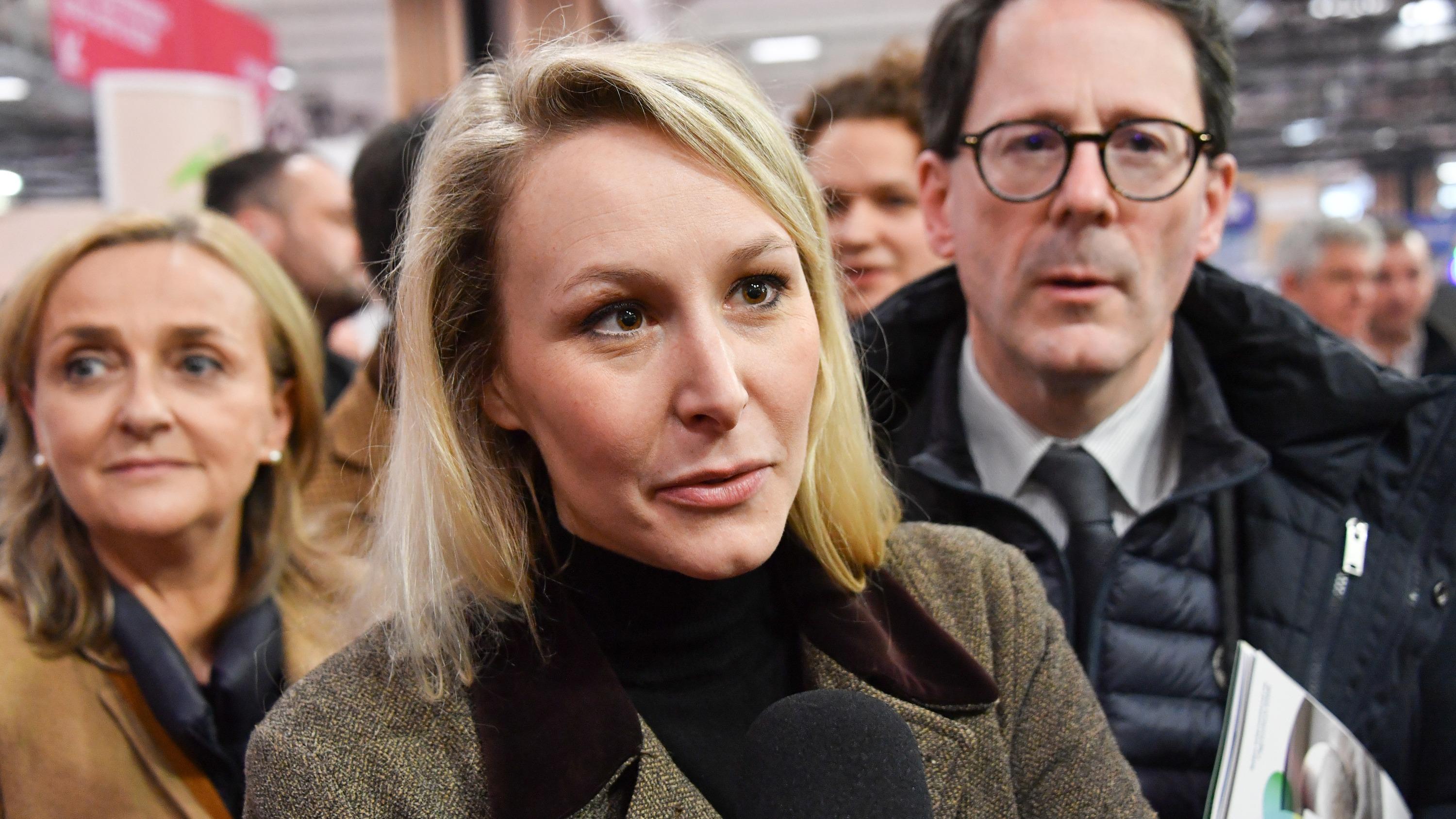 Marion Maréchal huée aux Côtes-d’Arey en Isère : elle réplique avec un ...