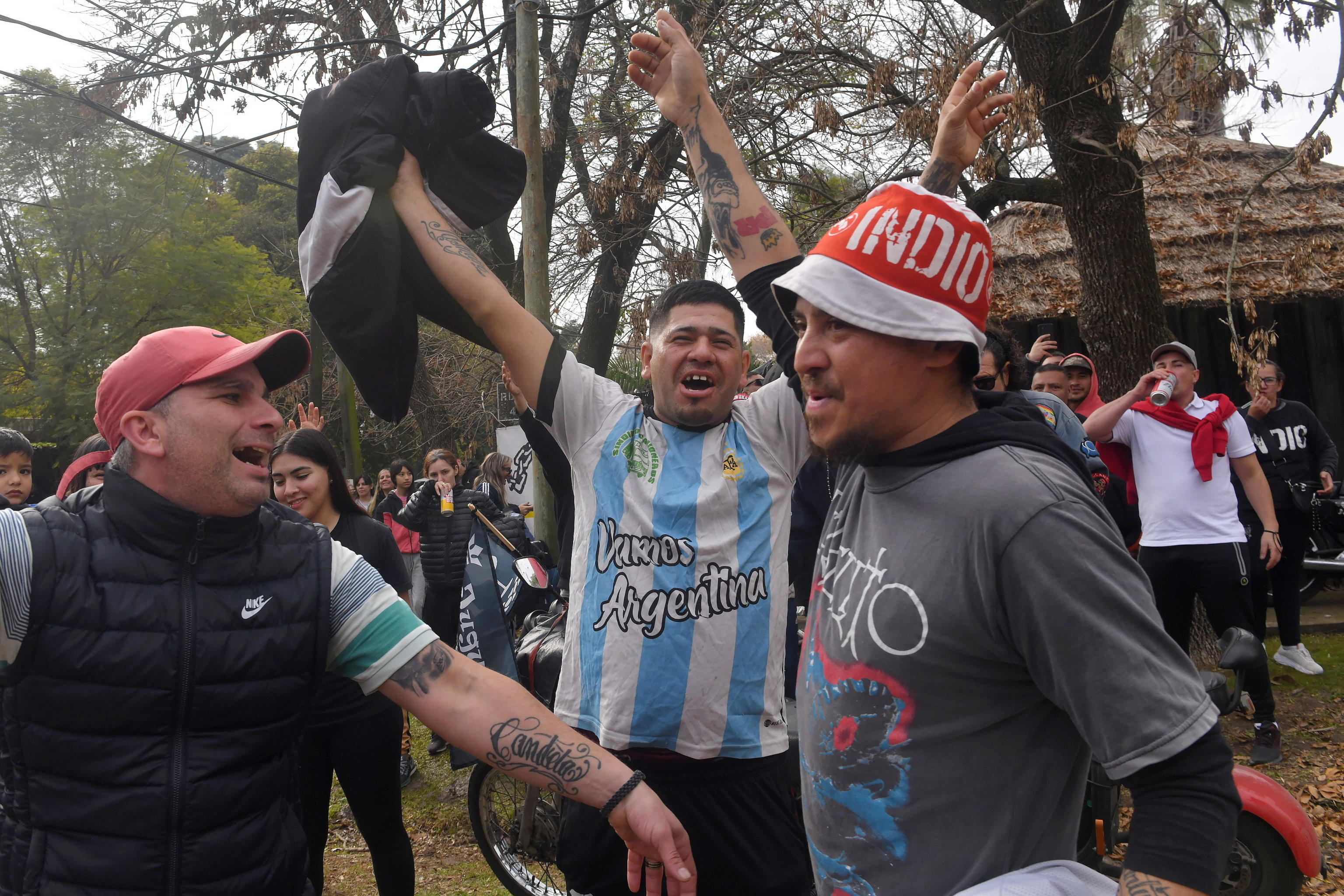 Commozione in Argentina, muore l'icona del rock Carlos 'el Indio' Solari
