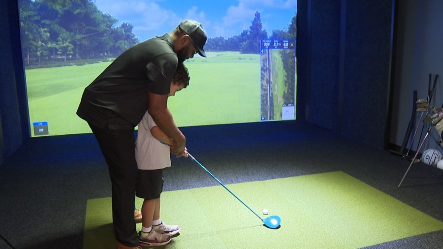 New '10th hole' brings indoor golf, games to Youngstown