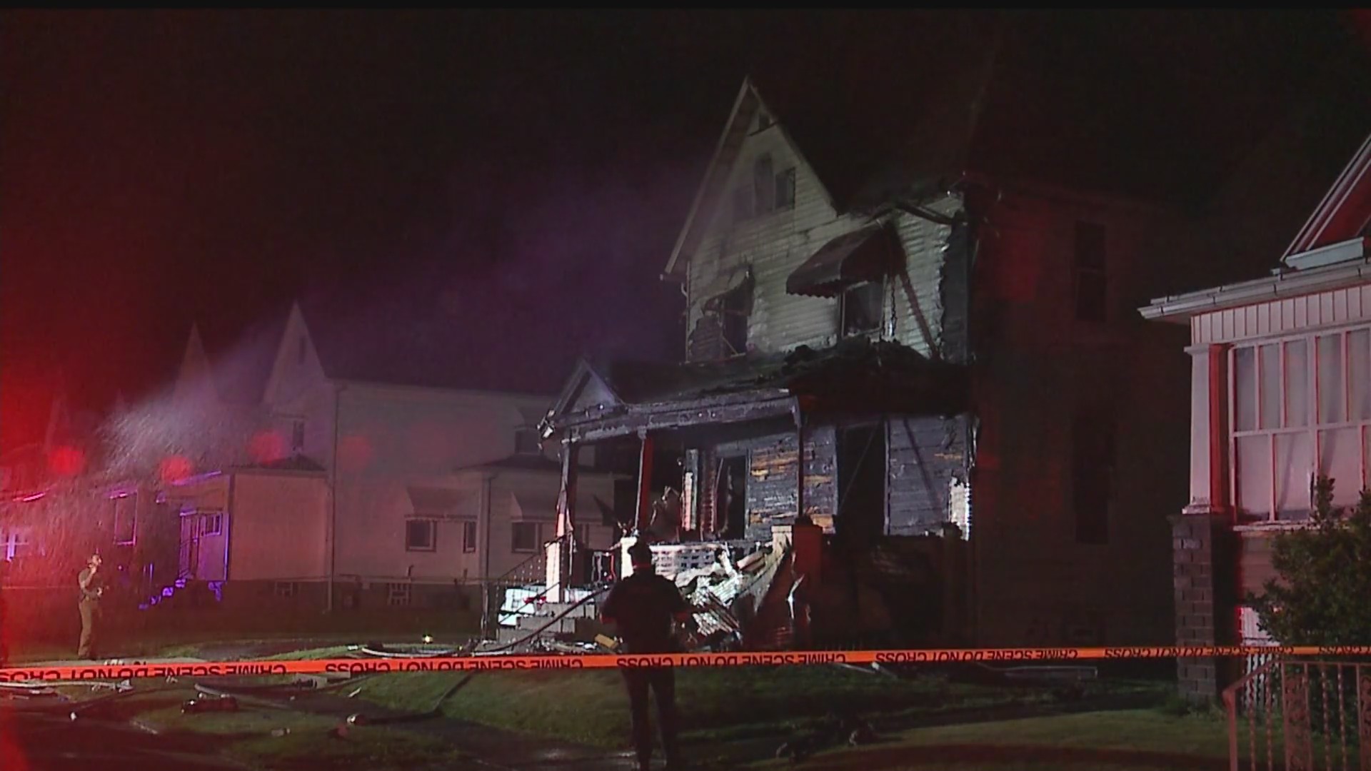 4 hurt in Sharon house fire