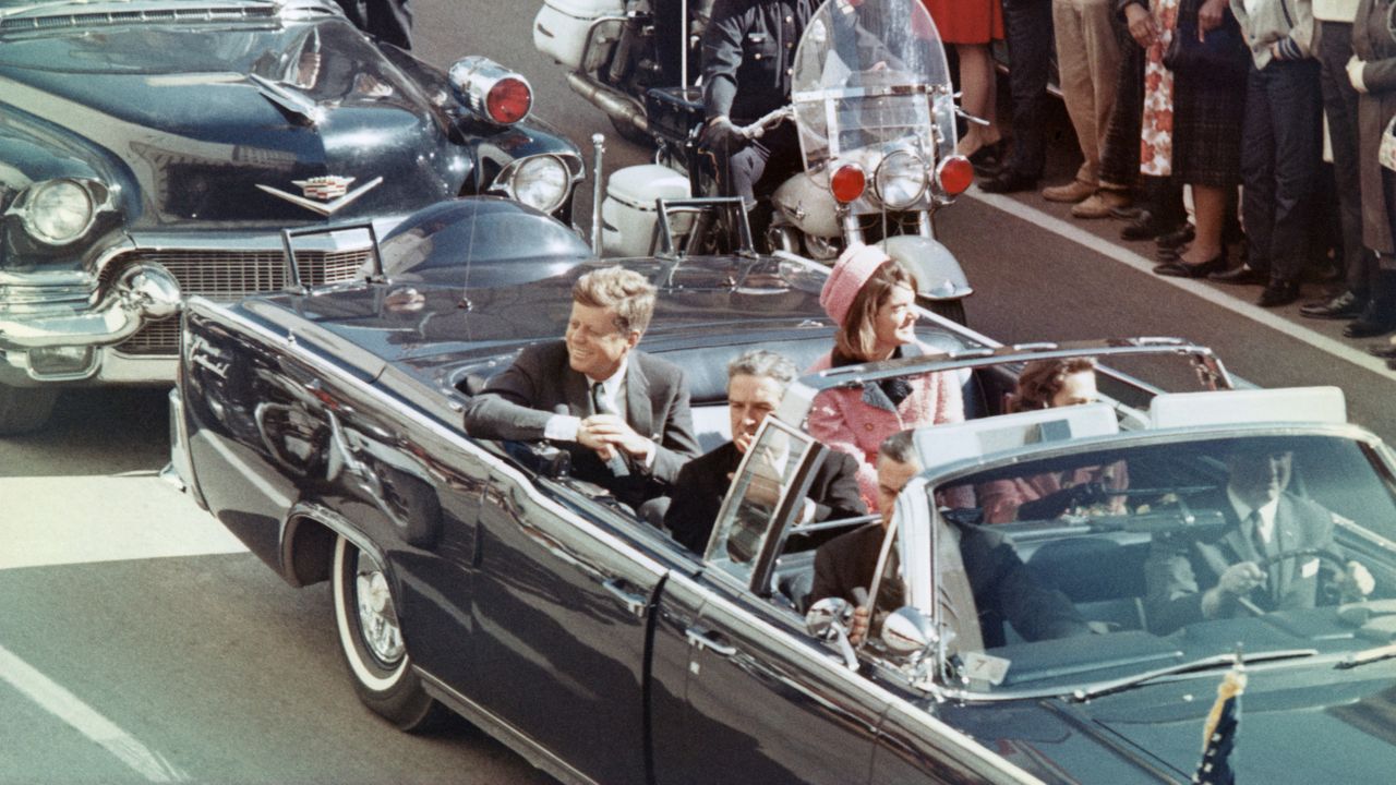 Disputed historic Kodacolor photo of JFK's final motorcade belongs to ...