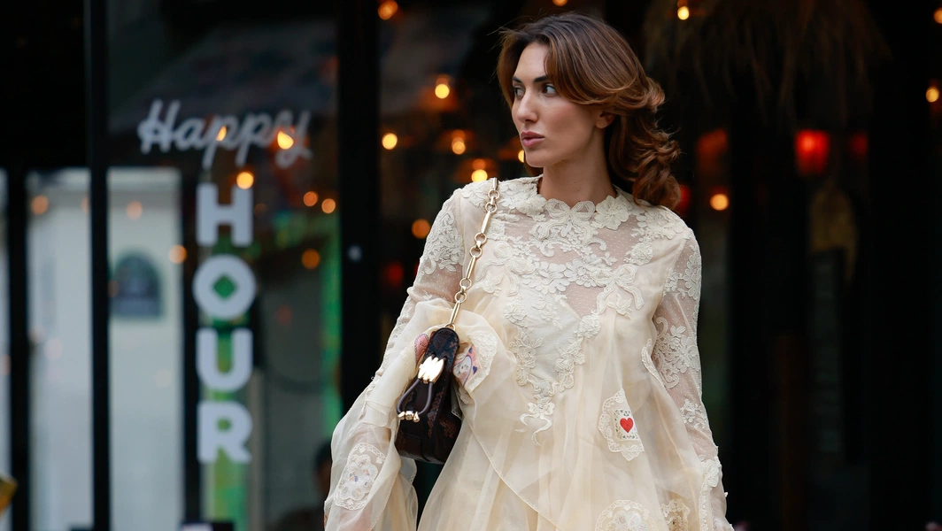Raffia bags and embroidered blouses dominate summer 2026 trends