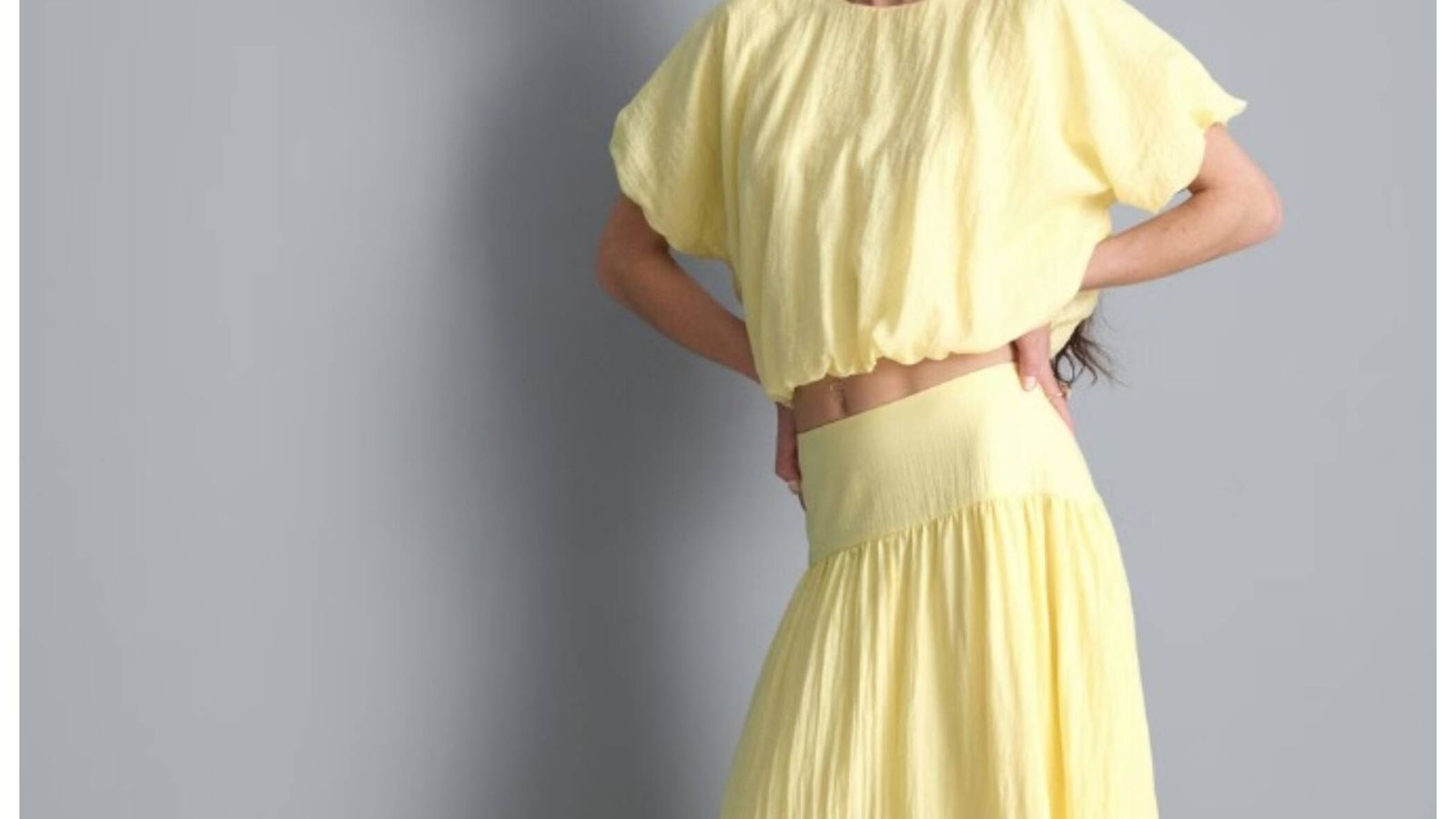 Primark tiene la falda midi que eleva cualquier look: ideal para las ...