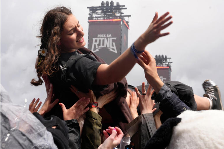 Rock am Ring startet mit Regen, Top-Acts und kreativen Fans