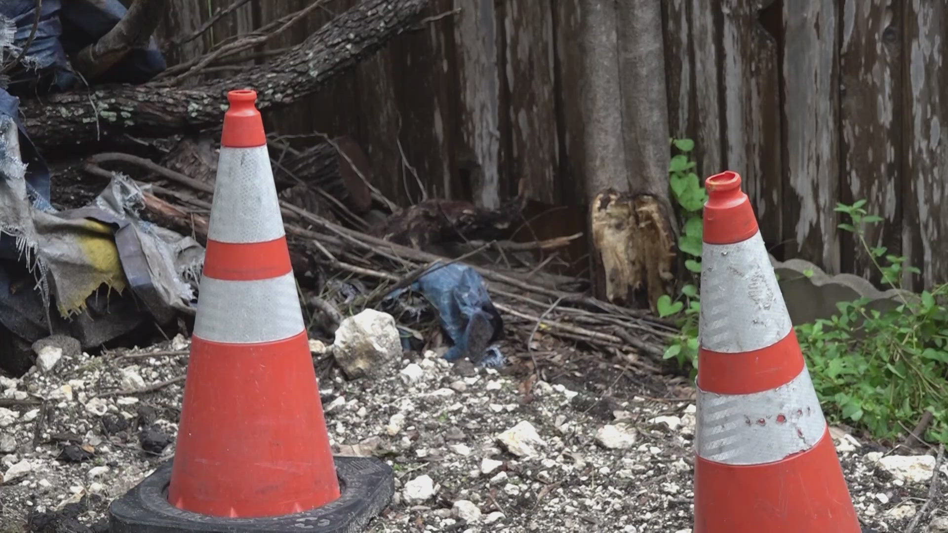 Natural gas leak found outside north-side home