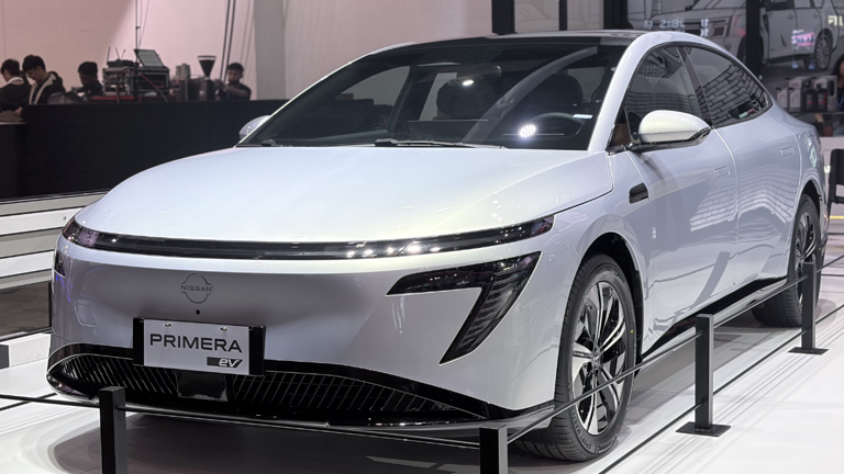 Nissan Primera returns from the 1990s as a modern electric sedan