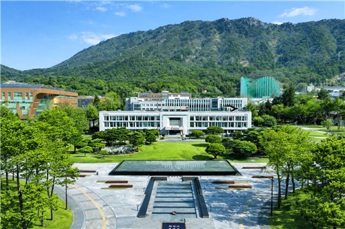 국립창원대 교수회 "교원 정원 GAST 편중…종합대 정체성 훼손"