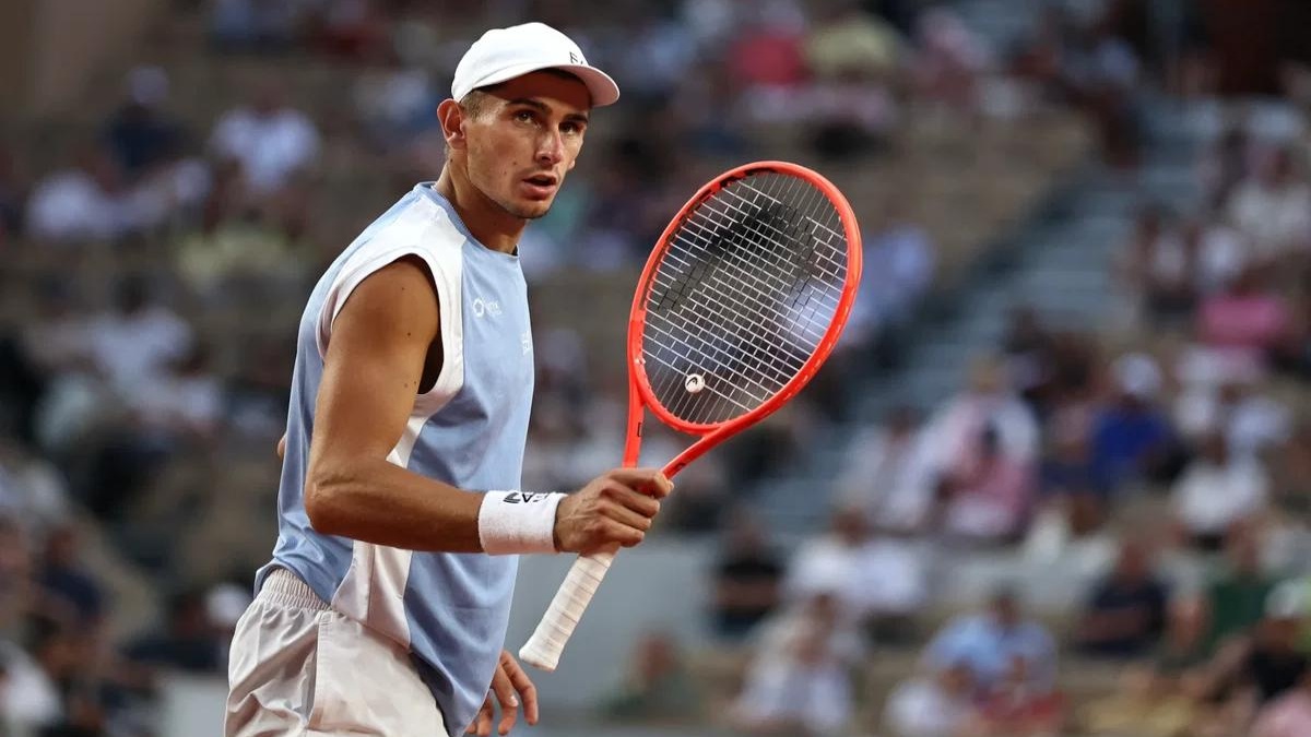 French Open chaos: Matteo Arnaldi withdraws minutes before semifinal in ...