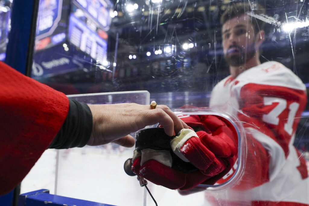 Dylan Larkin’s future with Red Wings in question after reported trade ...