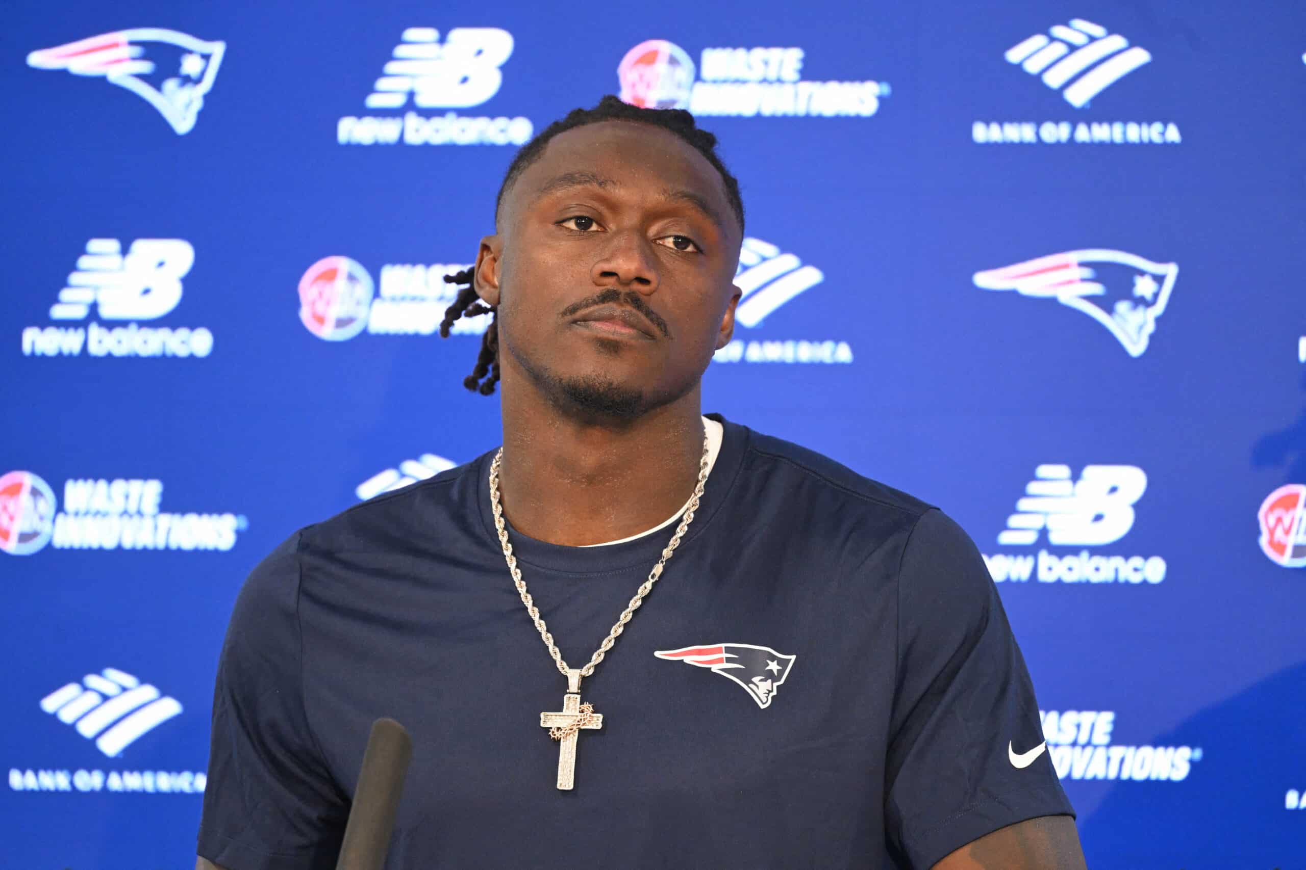 What a lowlife: Eagles fans destroy AJ Brown after he admits to leaking ...