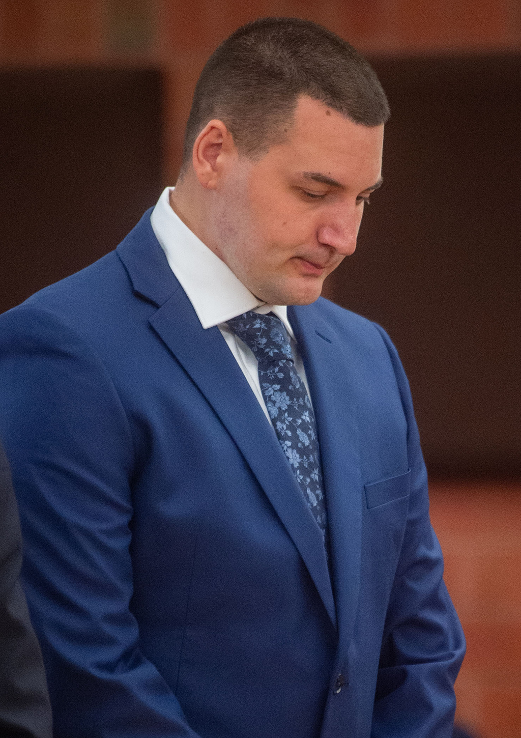 Connecticut police officer hugs supporters, appears in court in fatal ...