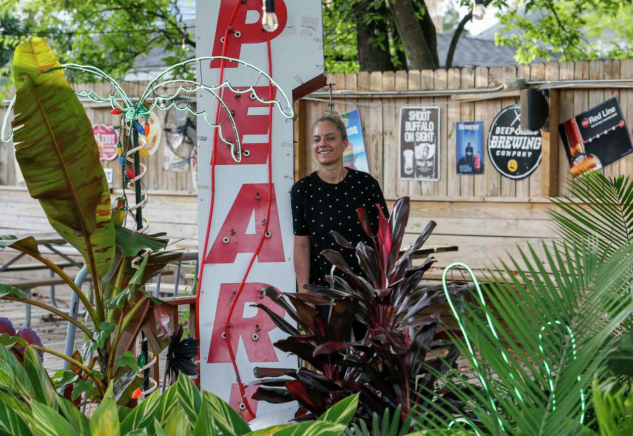 Pearl, Houston's only lesbian bar and one of 2 in Texas, makes big move ...