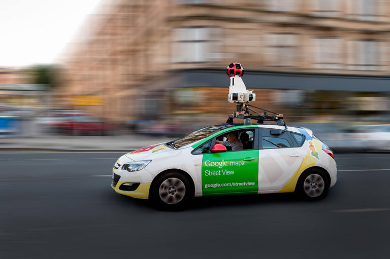Vehículo de Google Street View fue detenido por hombres armados en una ...