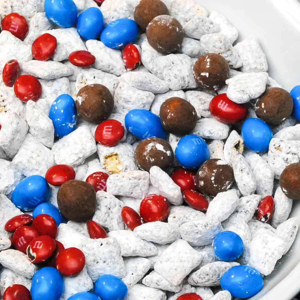4th of July snack mix recipe - a great red, white and blue party food