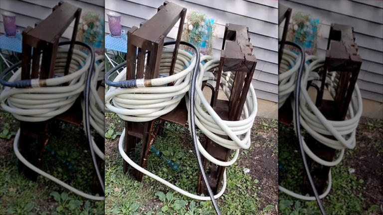 Keep your garden hose organized with a wood pallet storage solution