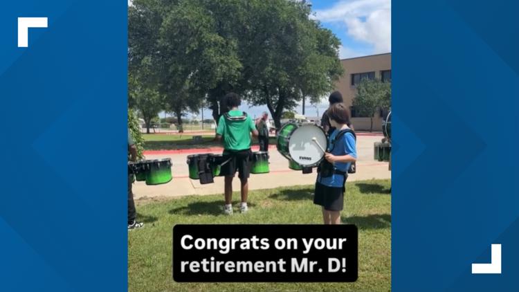 Ellison High School students honor retiring principal on last day