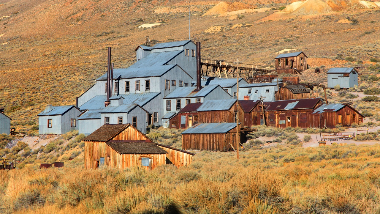 California’s eeriest ghost town still has bottles on the shelves and a ...