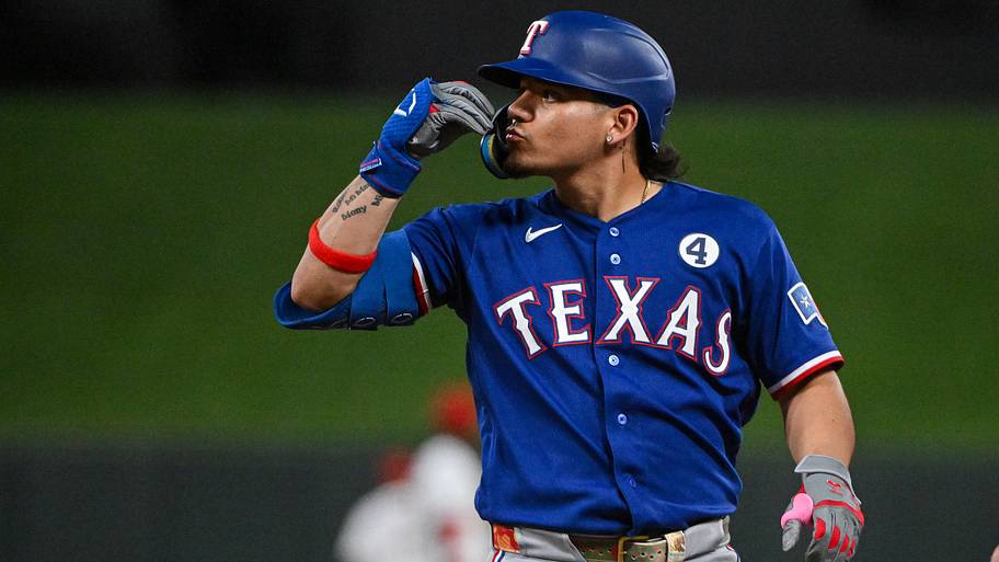 Why Rangers optioned Alejandro Osuna back to minors in latest transactions