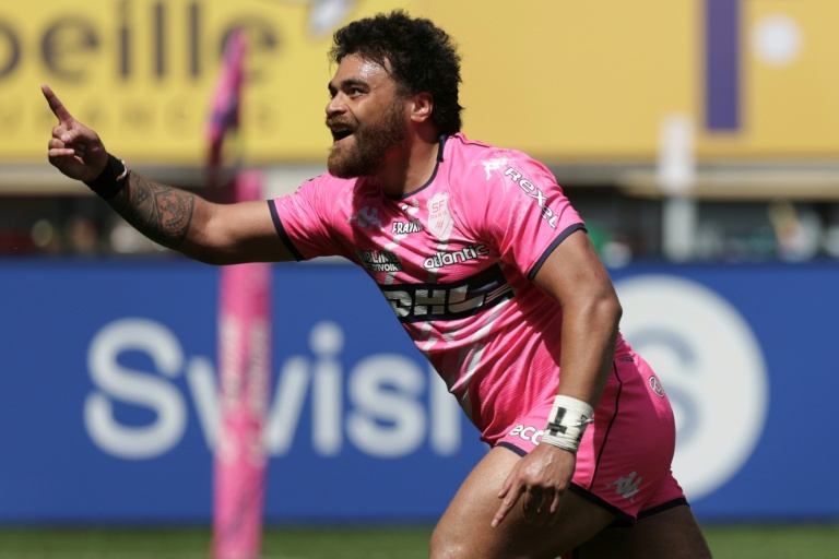 Top 14: nouvel hybride centre-flanker du Stade français, Tani Vili à la ...