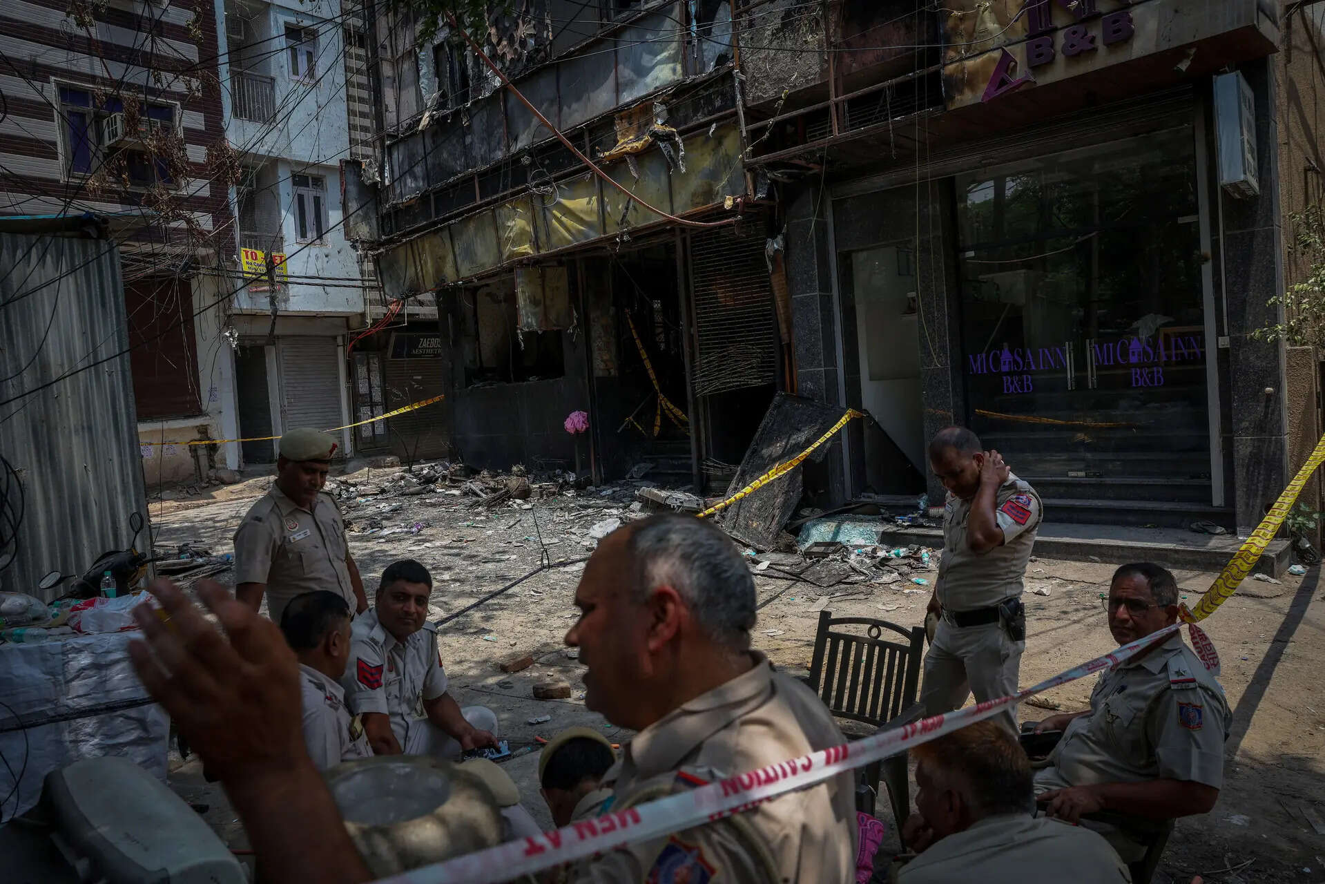 Delhi Police arrests hotel cook in Malviya Nagar fire case that claimed ...