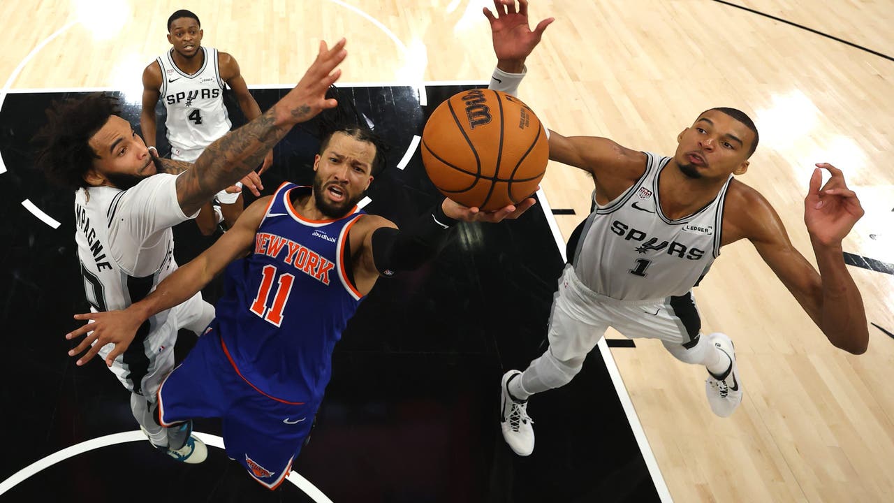 2026 NBA Finals: Knicks hang on to take 2-0 series lead over Spurs