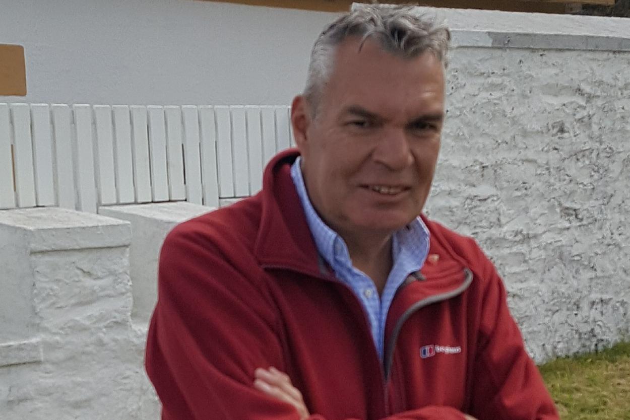 A 'highly successful' Garstang airline and bank boss died after a freak ...
