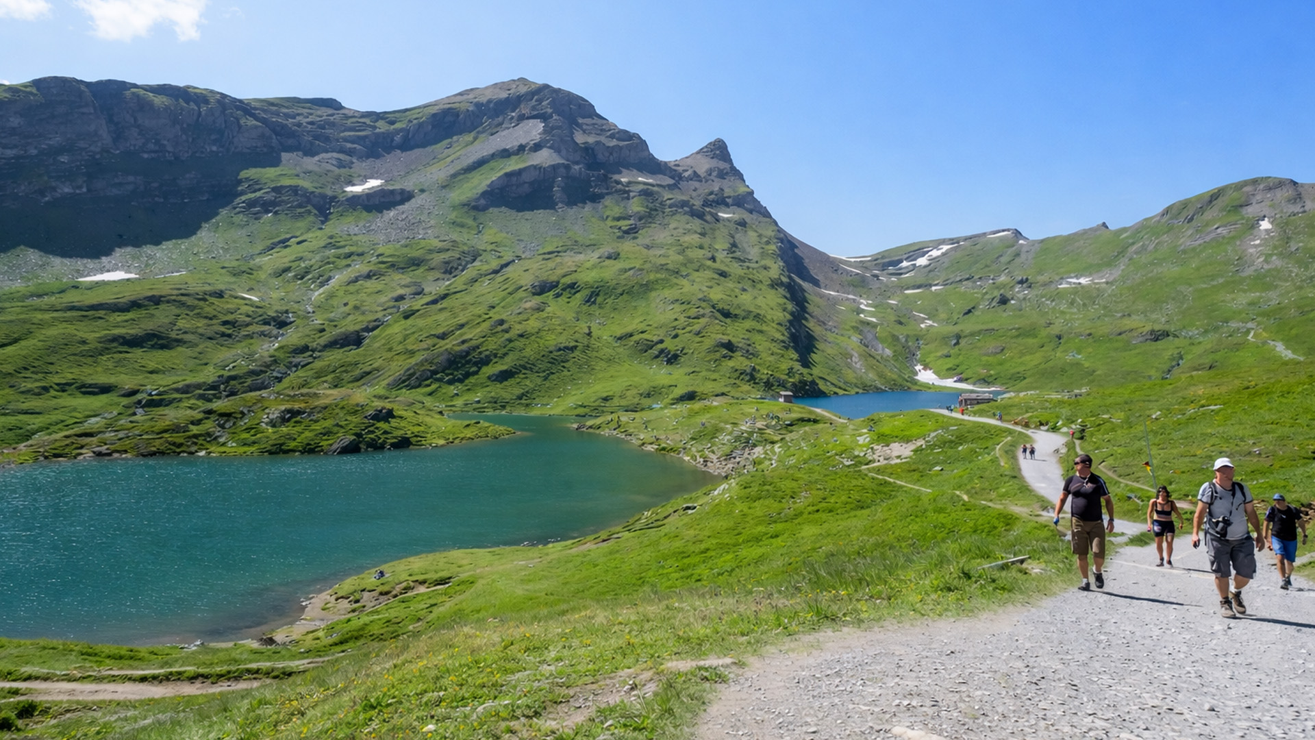 Van First naar Bachalpsee: een gemakkelijke hike met alpine uitzichten (4K)