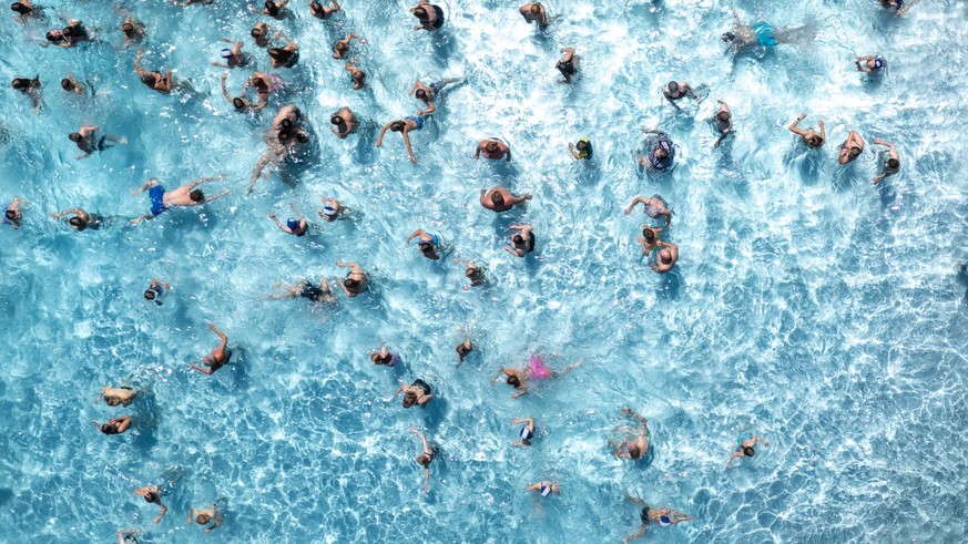 Potsdam plant neues Verbot für Schwimmbäder, um Frauen zu schützen