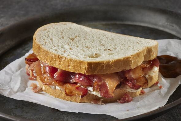 Bacon sandwiches are tastier if you add one ingredient to frying pan