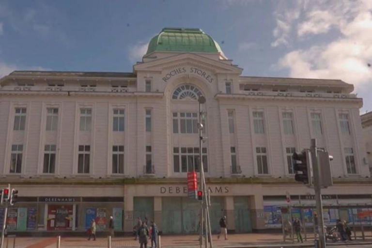Inside Ireland's 'apocalyptic' abandoned Debenhams as zombie-like site ...