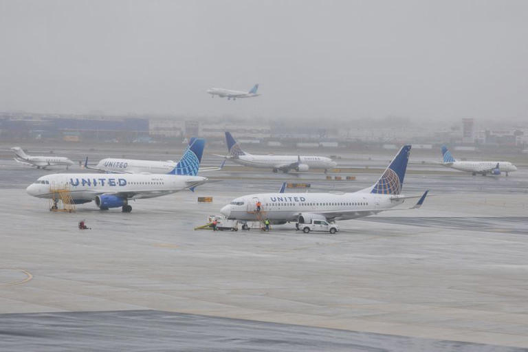 Airline chiefs grapple with fuel shock, fare test at Rio summit