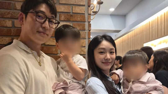 My Royal Nemesis actress Baek Eun-Hye marries ex-figure skater Lee Junu ...