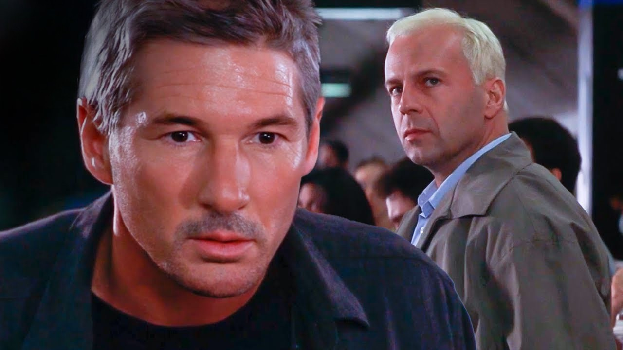 Declan pursues the Jackal through the subway | The Jackal