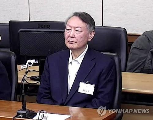 (3rd LD) Ex-President Yoon questioned over messages to justify failed ...