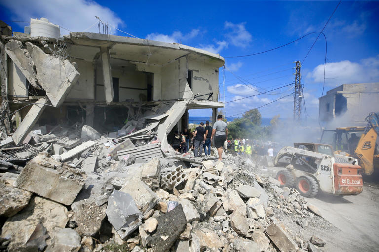 Beirut, altri sei morti nei raid israeliani, oggi 9 vittime