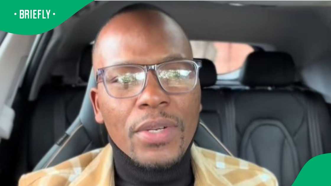 Video: Unemployed man vlogs UIF application process experience in offices